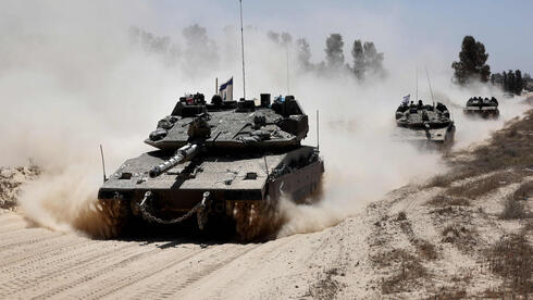 IDF tank commander severely injured in northern Gaza fighting
