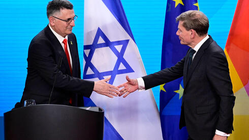 German chancellor to visit Israel as Berlin opposes France's push for ...